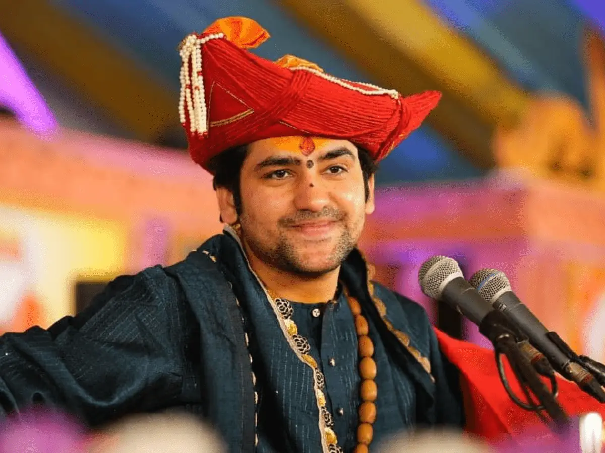 Dhirendra Krishna Shastri: Bageshwar Baba Controversial Guru or ...